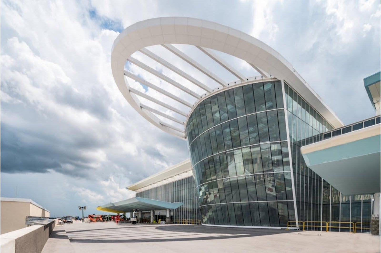 New, upgraded luggage system part of Orlando's Terminal C - The Points Guy