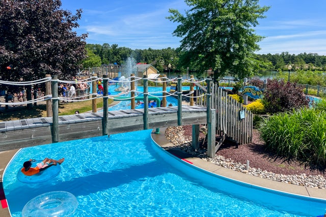 Visiting America’s oldest theme park: Lake Compounce - The Points Guy