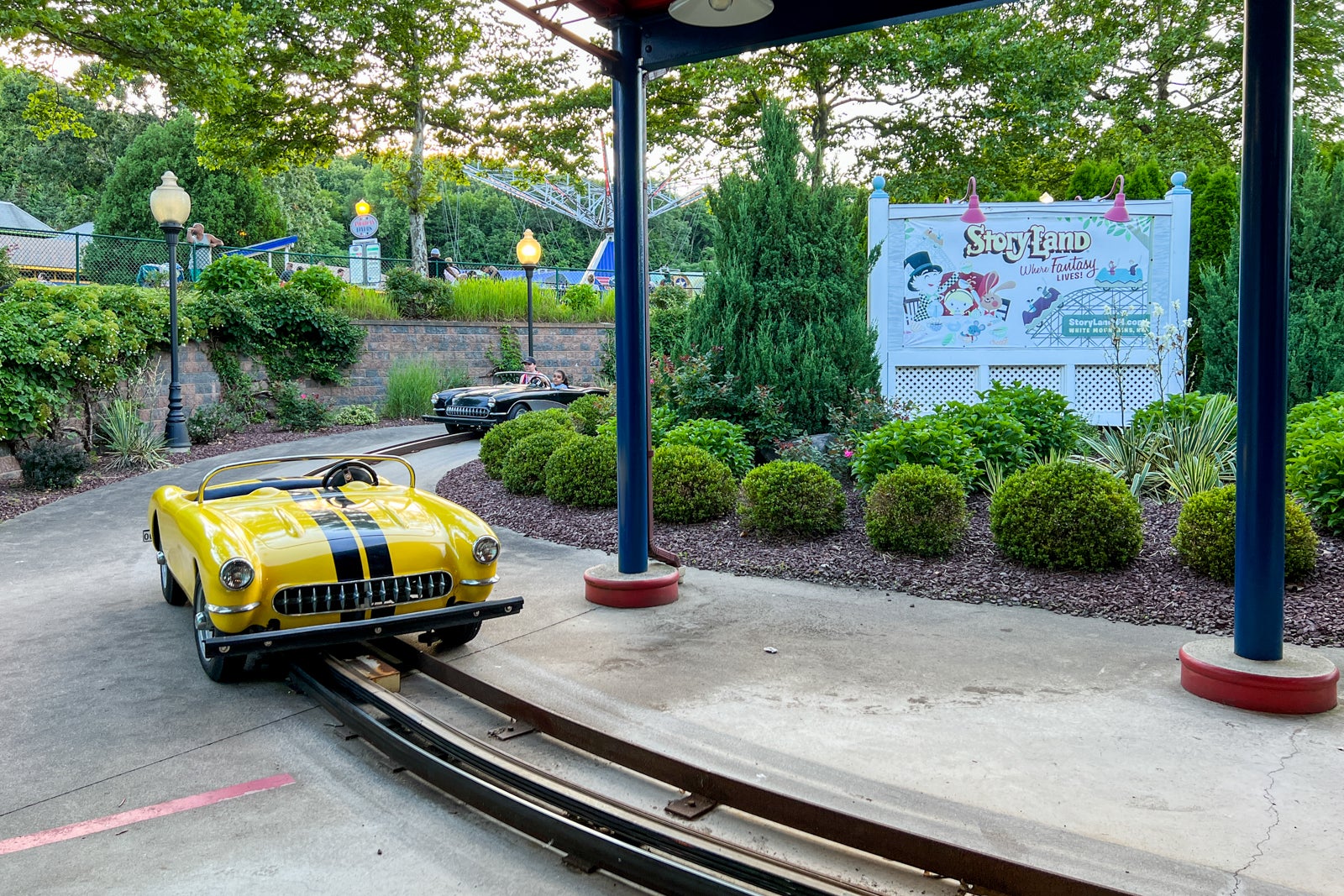 Visiting America’s oldest theme park: Lake Compounce - The Points Guy