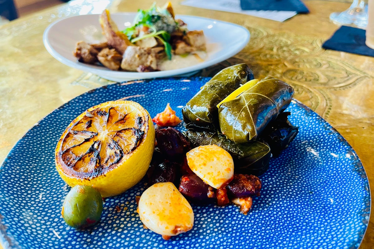 The best foods to eat at theme parks - The Points Guy