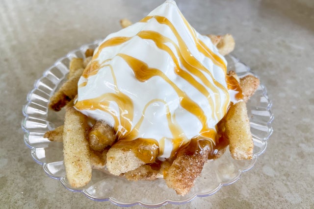 The best foods to eat at theme parks - The Points Guy