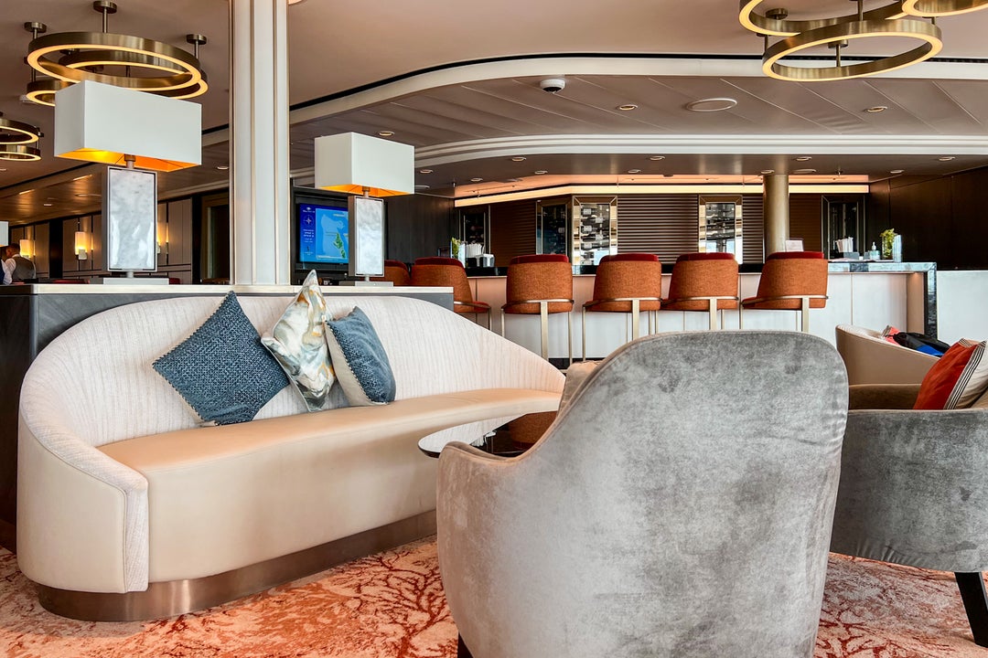 What's it like to sail in a concierge suite on the new Disney Wish ...