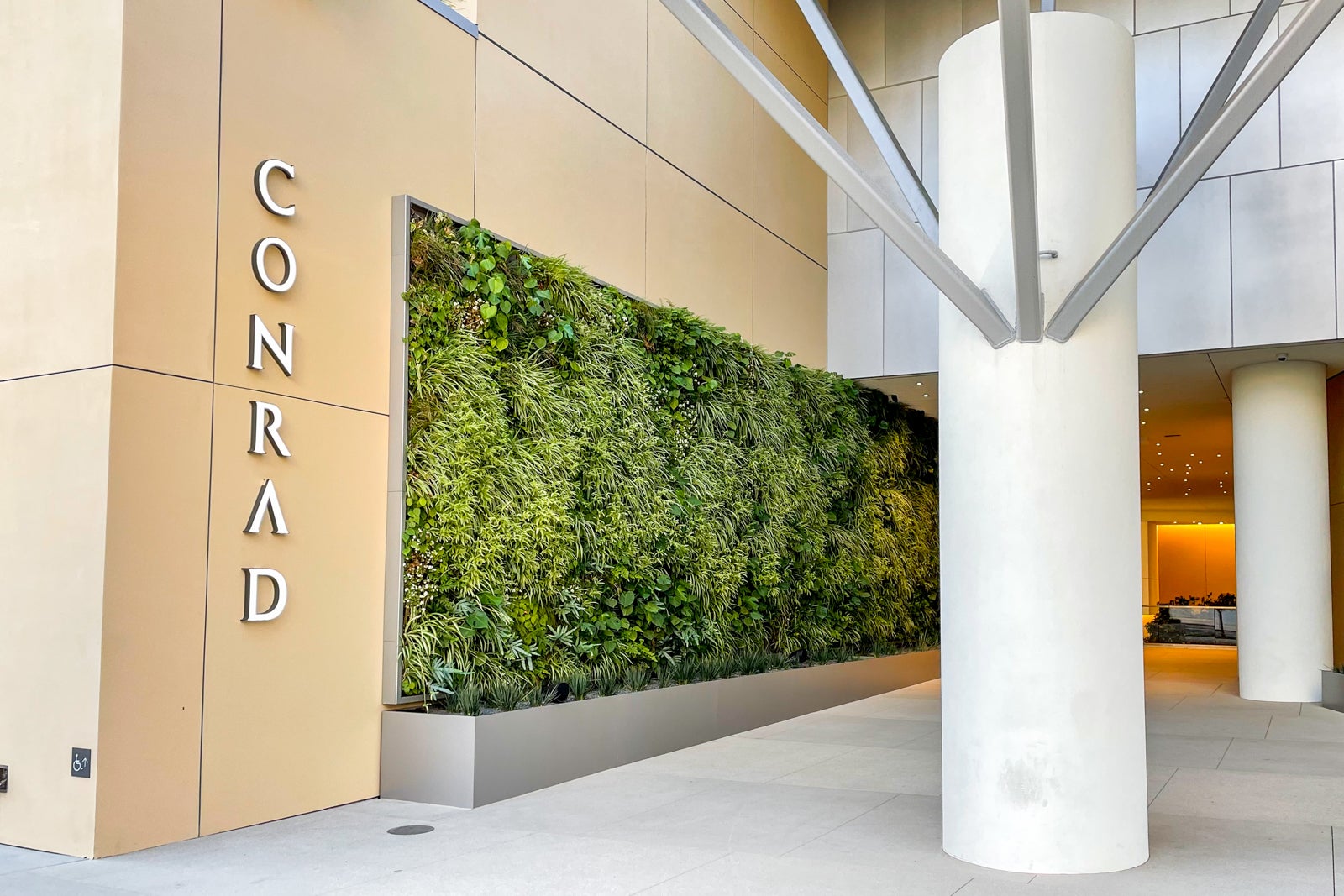 Why I love the new Conrad Los Angeles, a luxury hotel that wins with ...