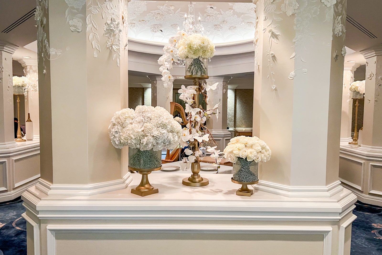 What it's like to dine at Disney's Victoria & Albert's: Fancy clothes ...