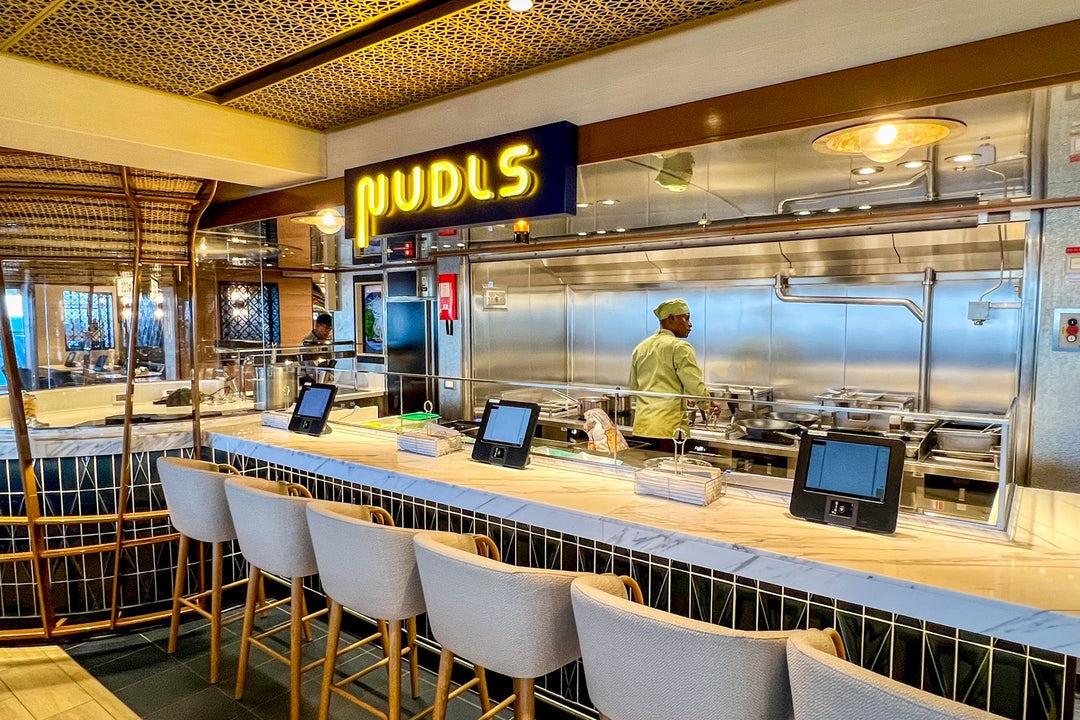 I tested 32 dishes at Norwegian Cruise Line's new Indulge Food Hall ...