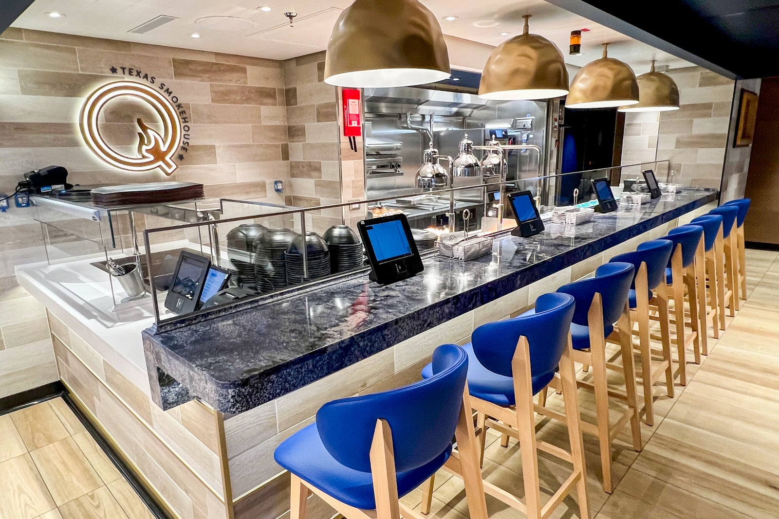 I tested 32 dishes at Norwegian Cruise Line's new Indulge Food Hall ...