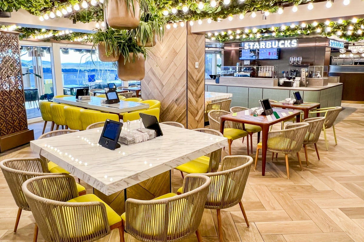 I tested 32 dishes at Norwegian Cruise Line's new Indulge Food Hall ...