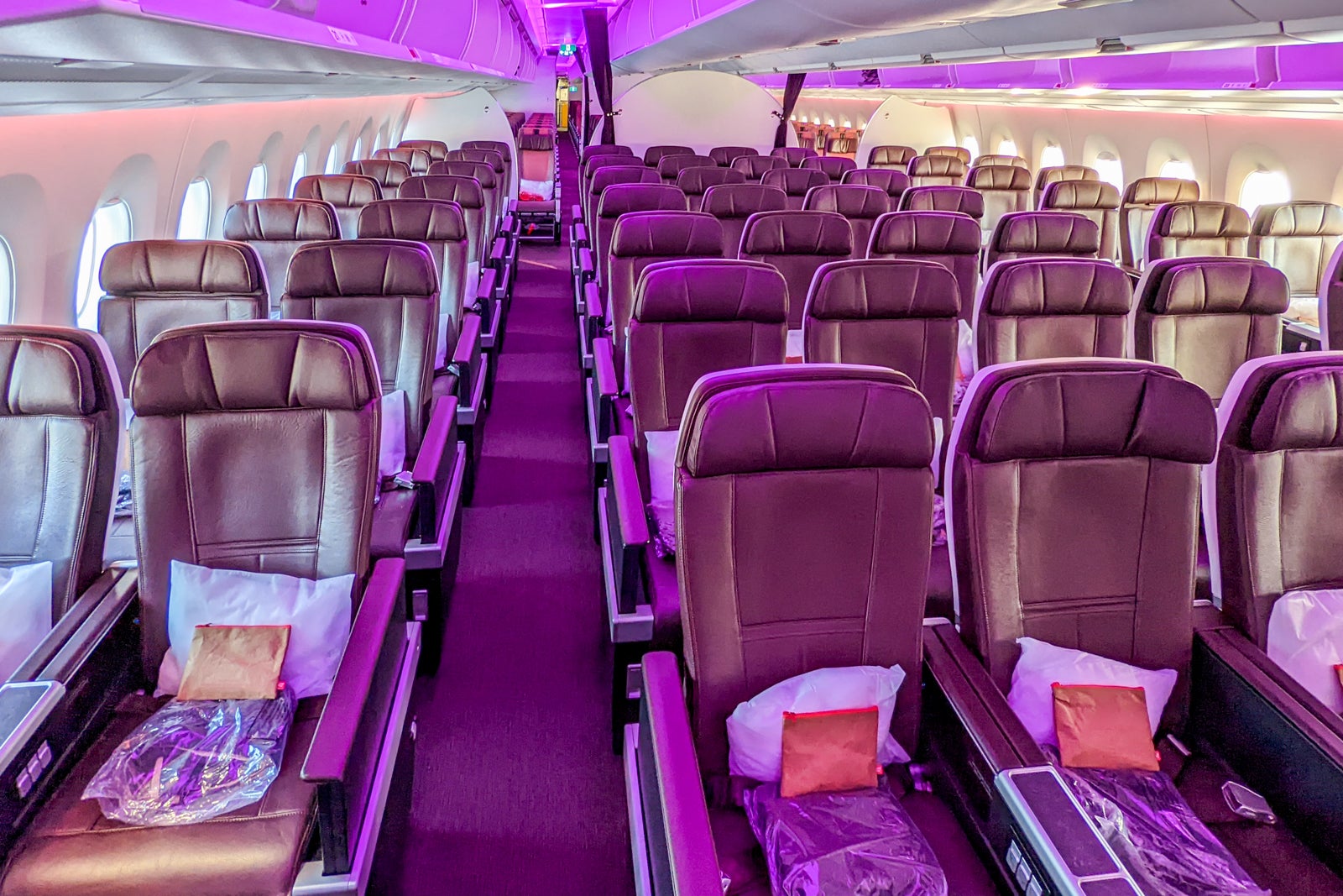 A review of Virgin Atlantic's Premium on the A350 from New York to ...