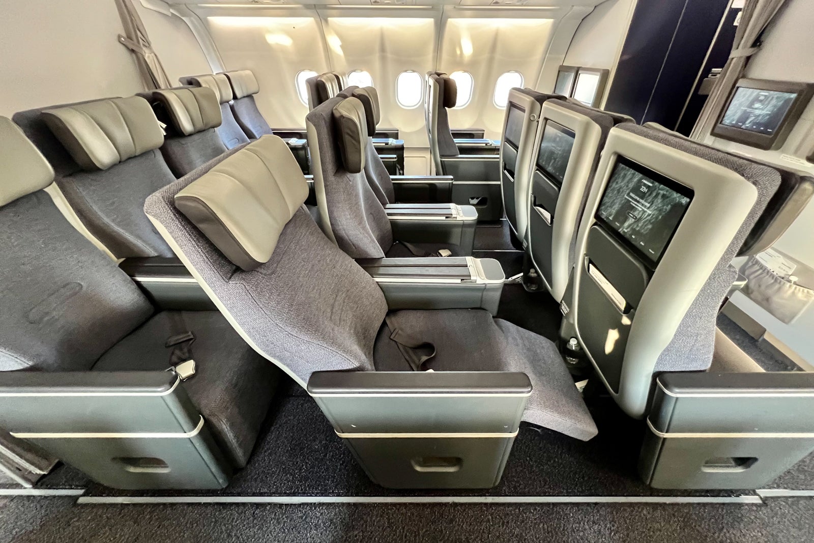 Finnair Plus: How to earn and redeem miles, elite status and more ...
