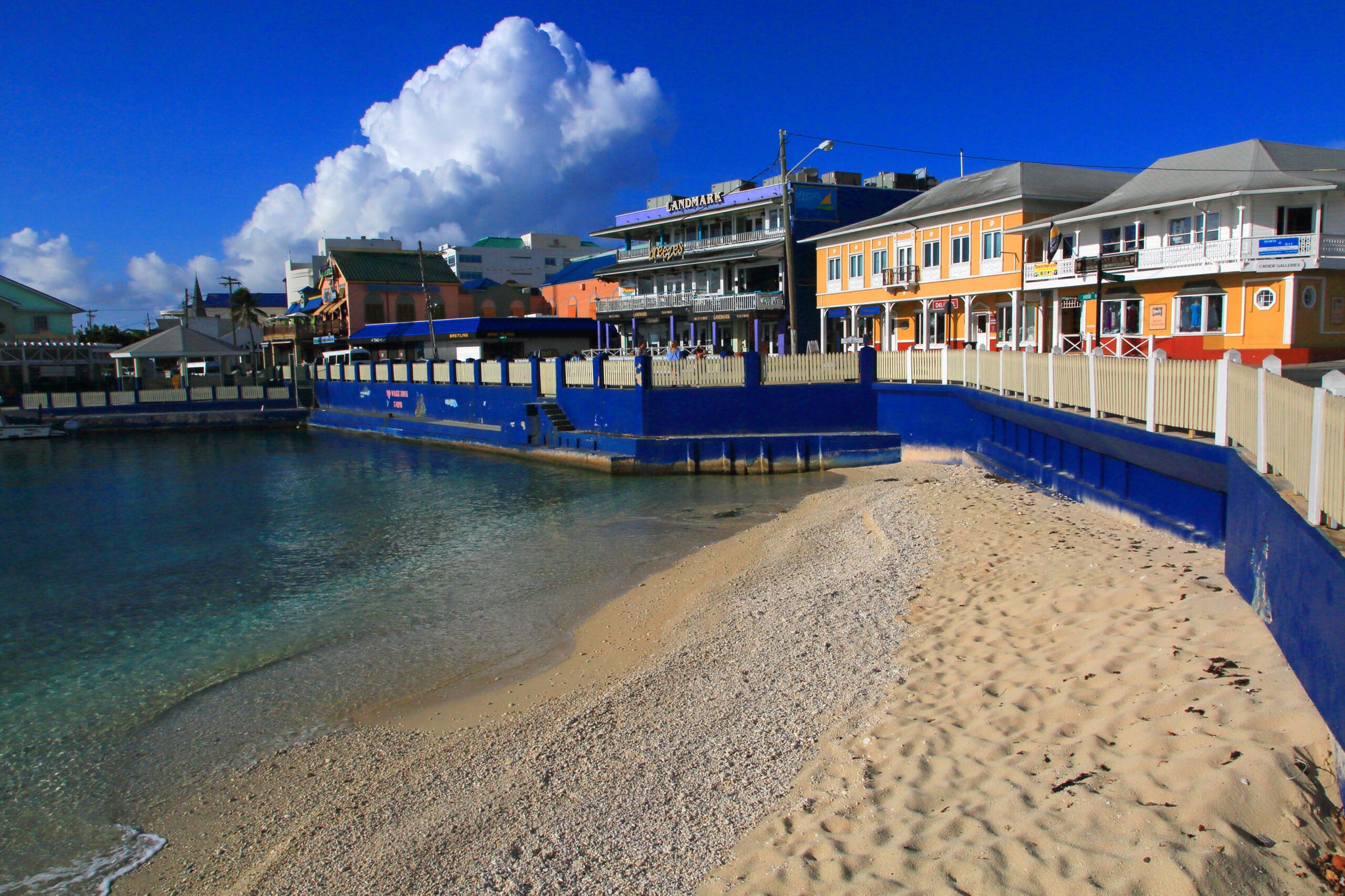 Save over 50% on flights to Grand Cayman from multiple US cities - The ...