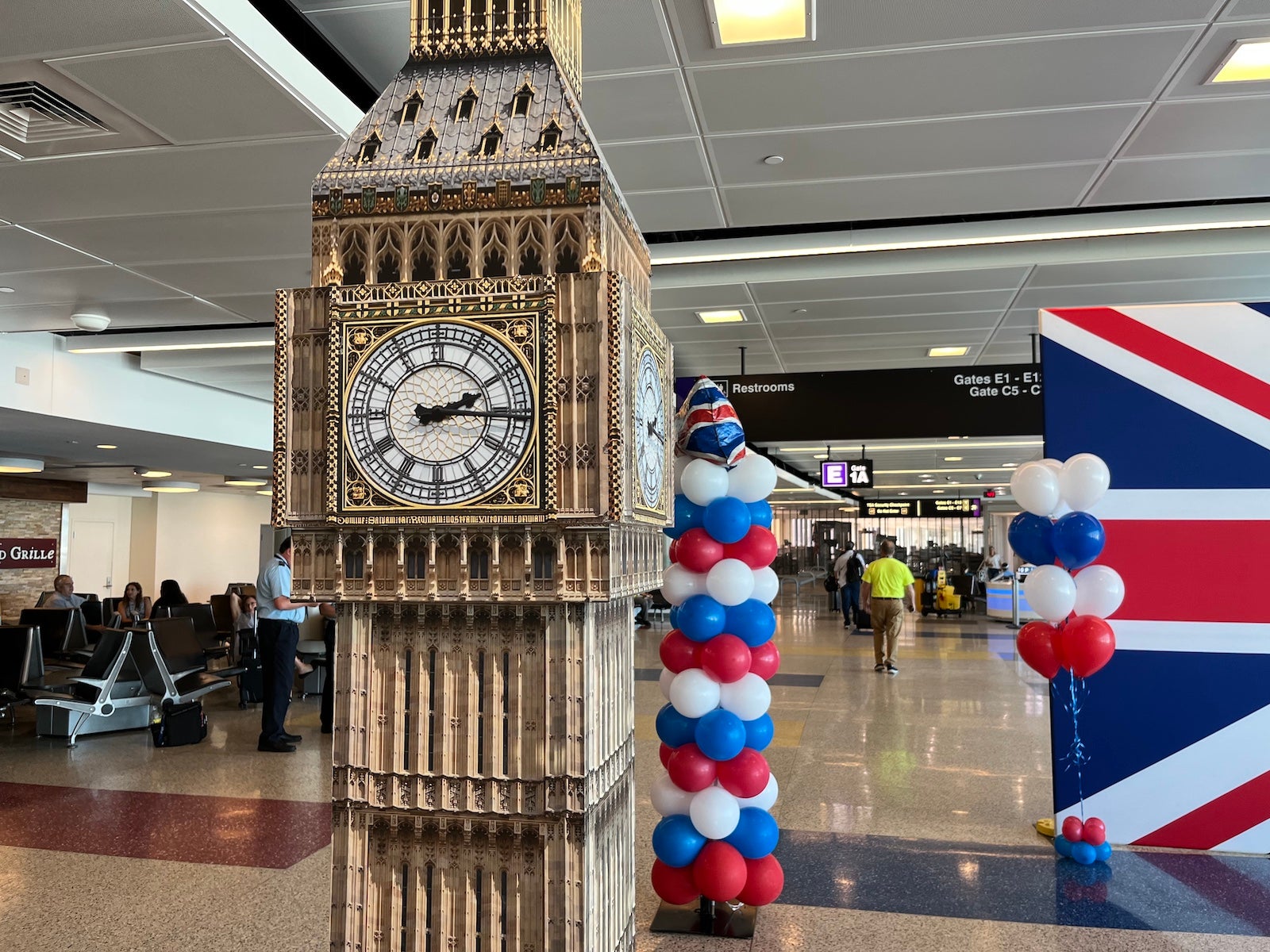 JetBlue inaugural flight from Boston to London lands at Gatwick - The ...
