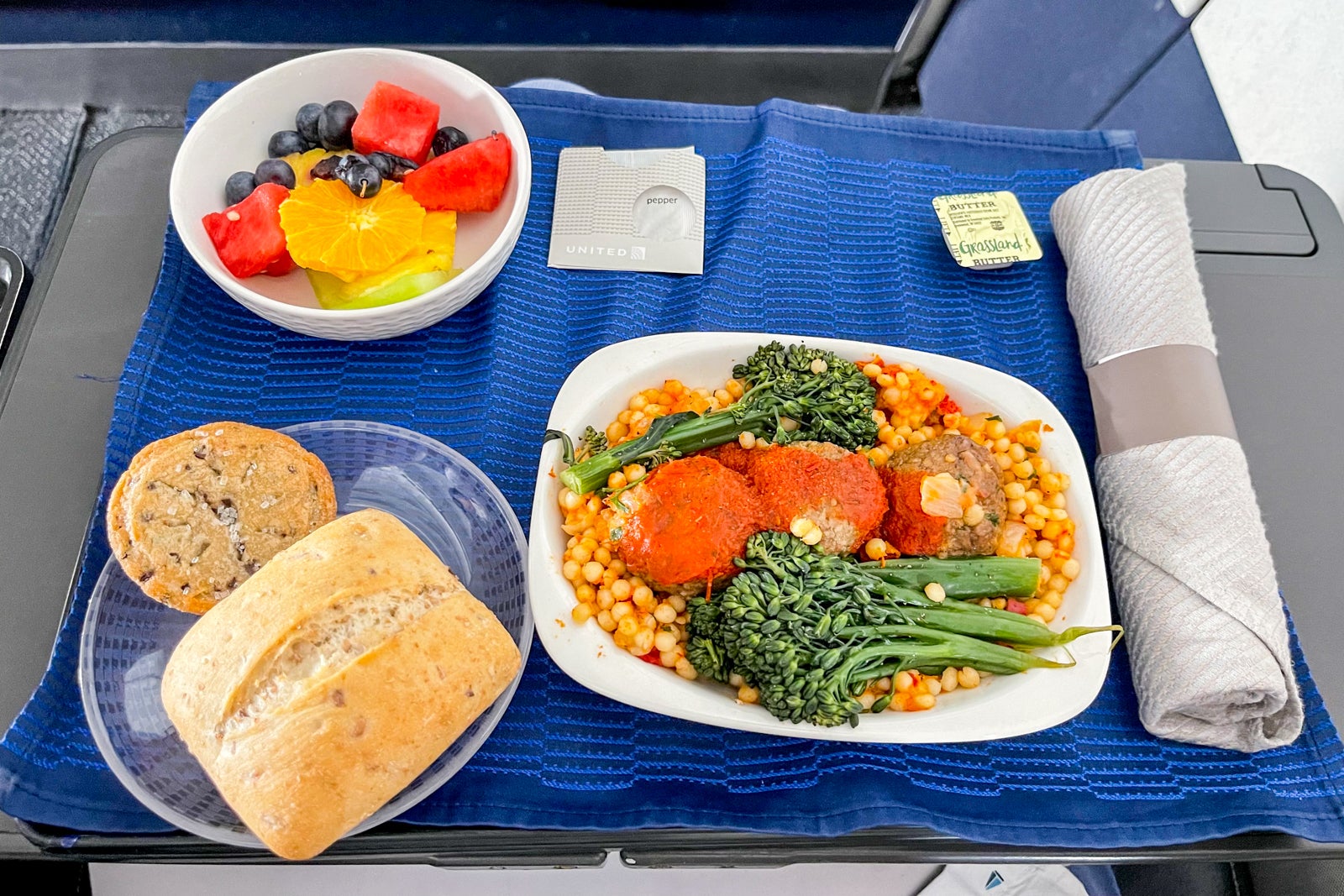 United executive acknowledges carrier’s catering shortfalls, promises ...