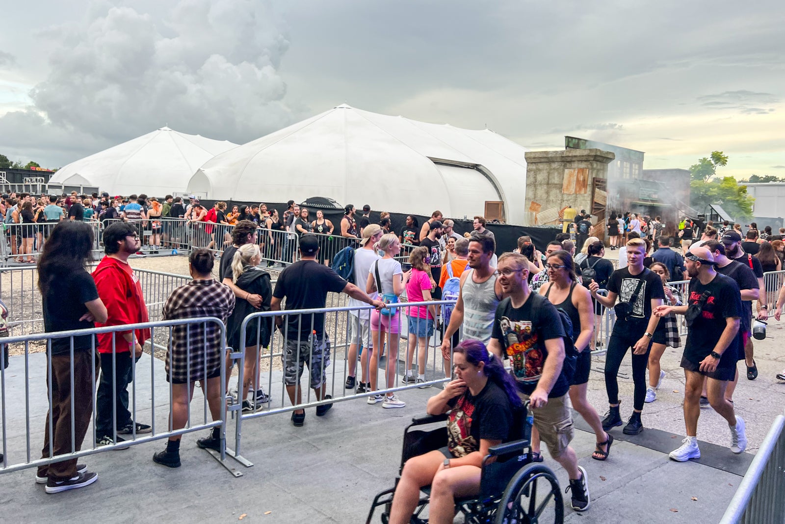 A (scared) first-timer's guide to Universal Orlando's Halloween Horror ...