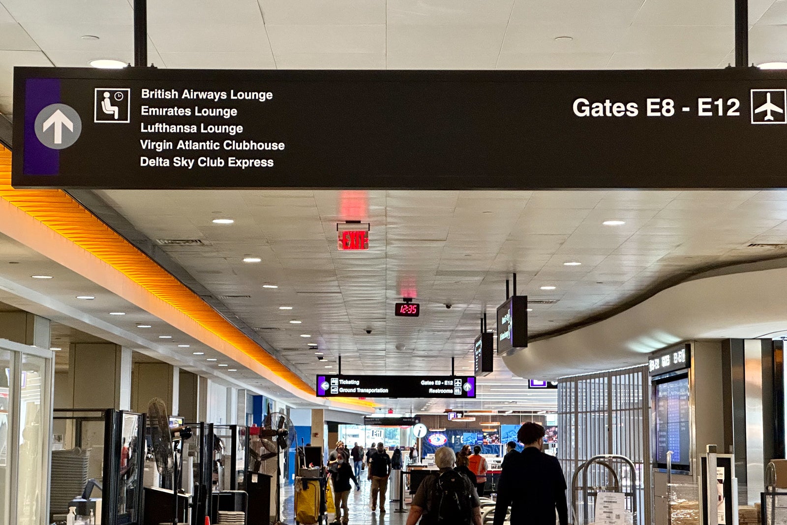 Delta brings big upgrades to Boston, opens 1st Sky Club Express ...