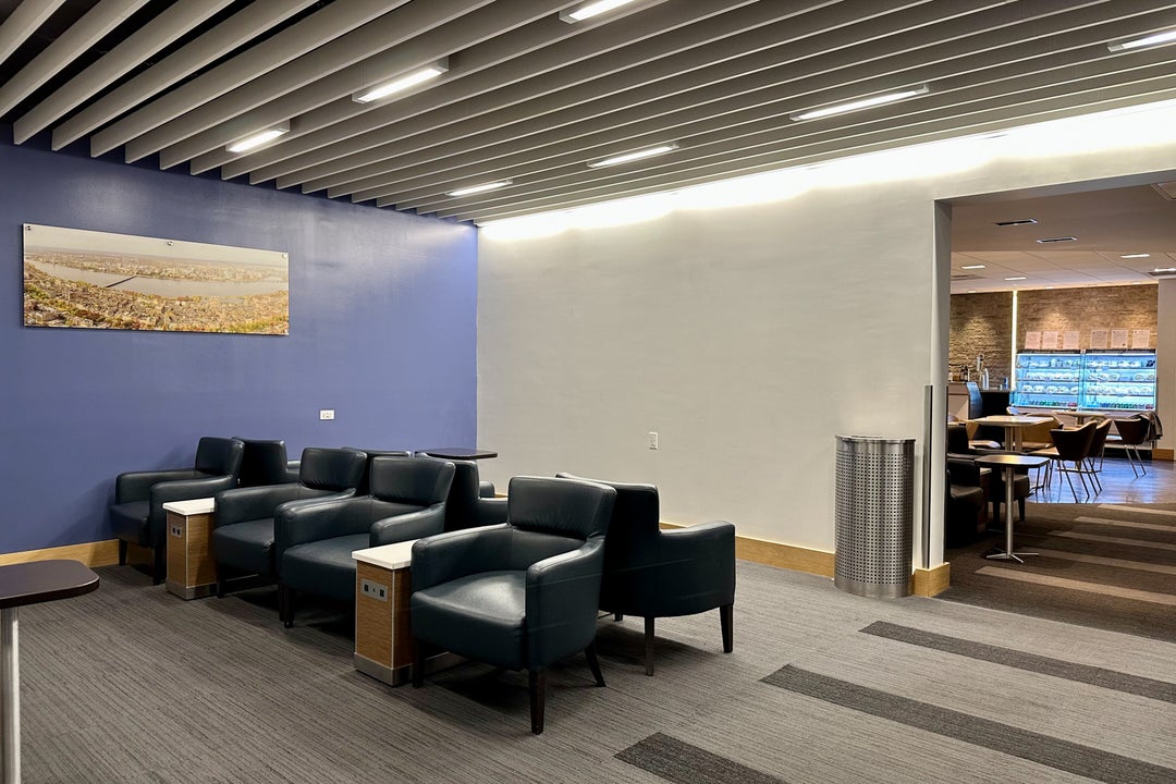 Delta brings big upgrades to Boston, opens 1st Sky Club Express ...
