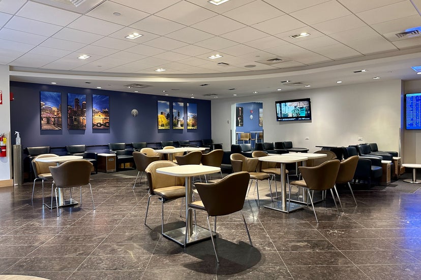 Delta brings big upgrades to Boston, opens 1st Sky Club Express ...