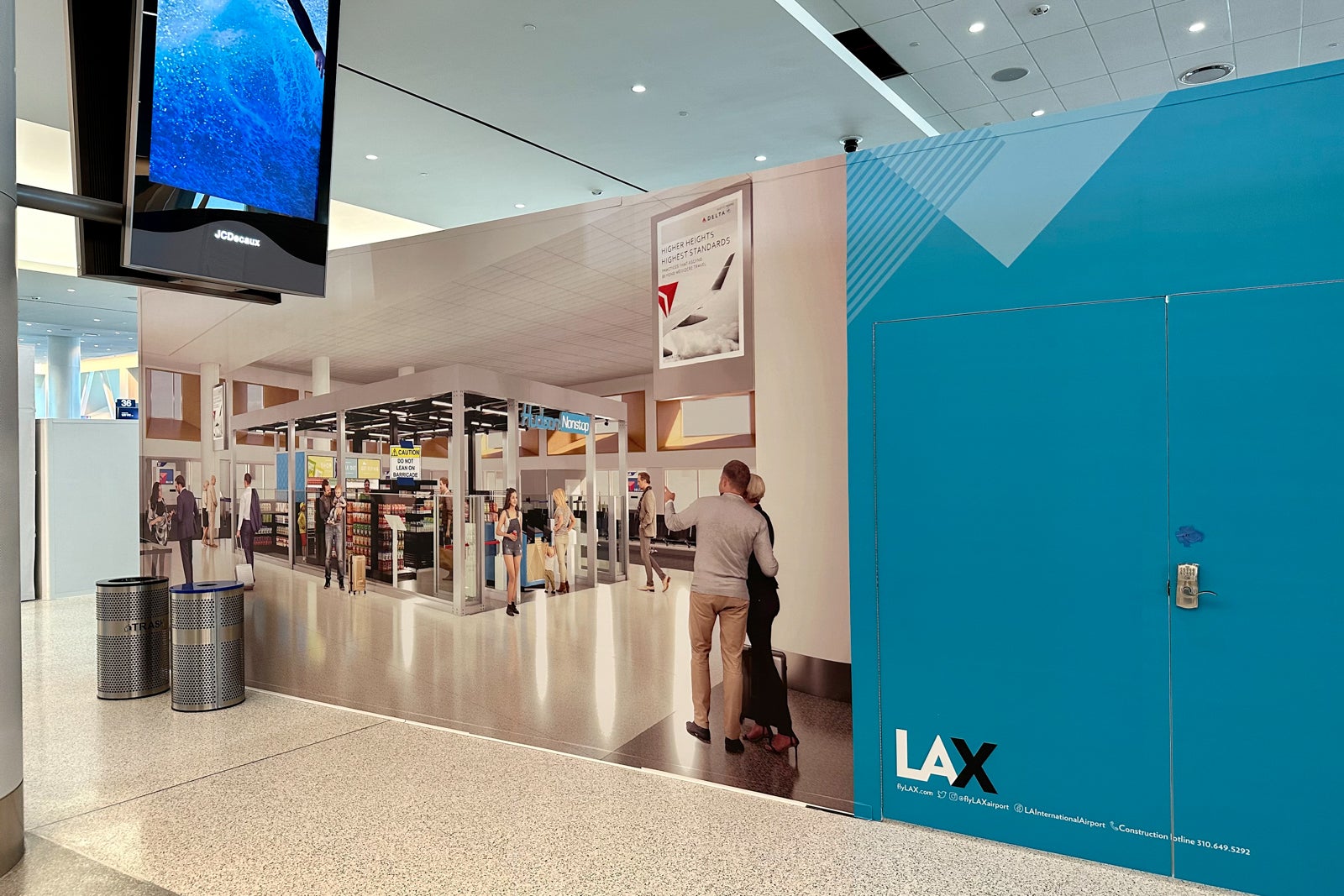 Delta debuts 9 new gates at LAX as Sky Way terminal gets premium-heavy ...