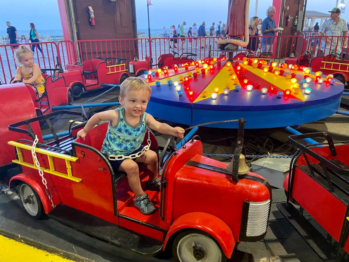 Battle of the boardwalks – which Jersey Shore seaside funplex reigns supreme? - The Points Guy