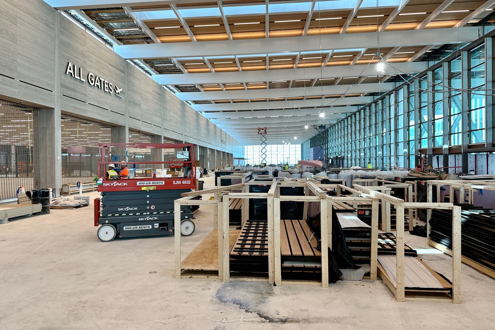 Sneak peek: Inside the new Kansas City Airport terminal, opening in ...
