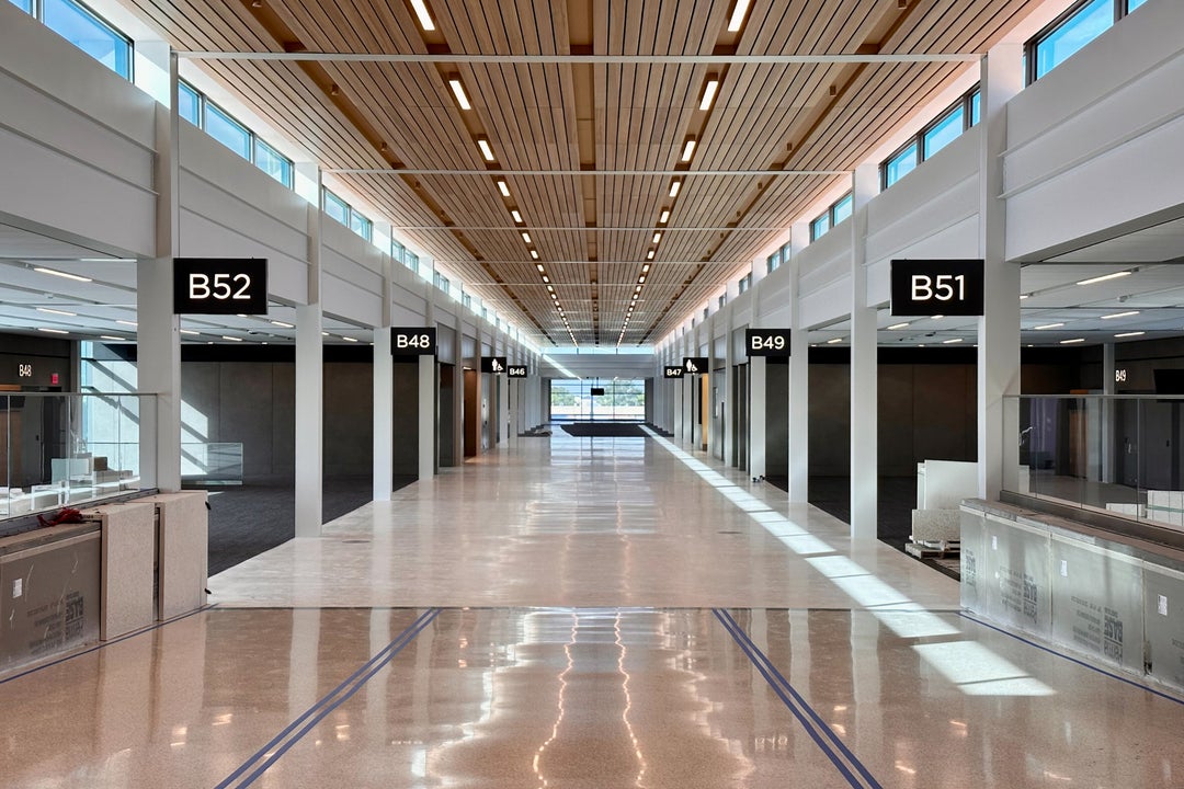 Sneak peek: Inside the new Kansas City Airport terminal, opening in ...