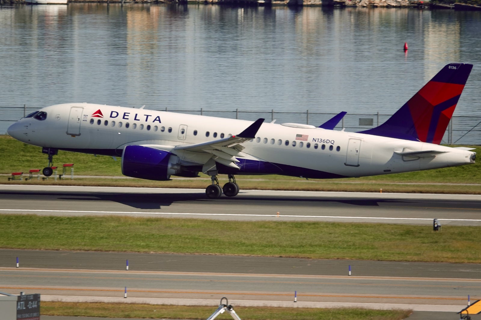 Are flights cheaper last minute? Here's what expert flyers have to say ...