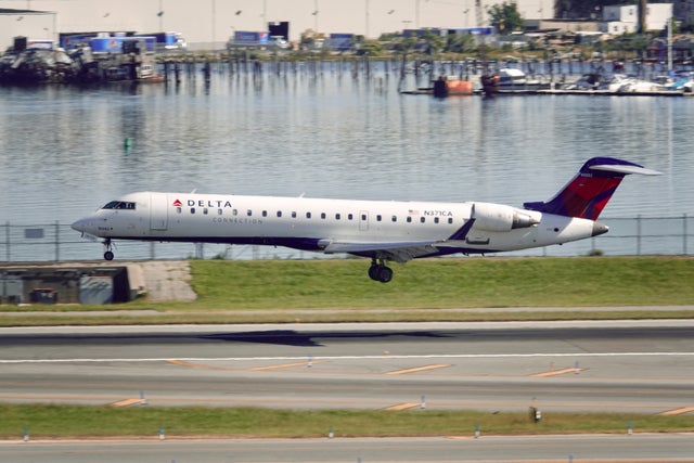 Delta joins United in debuting the special CRJ-550 regional jet - The ...