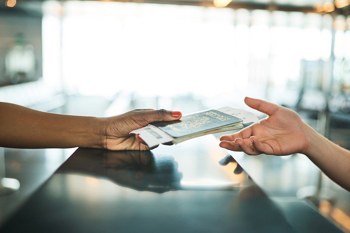 An expired green card could ruin your vacation. Here's what you need to ...