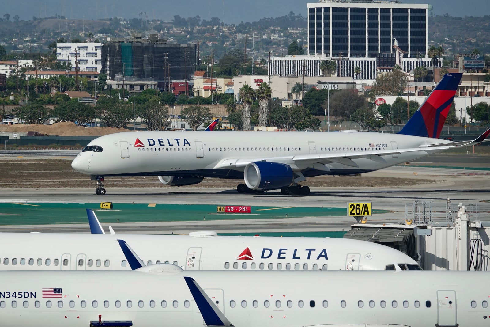 Delta unveils 2 new flights, 11 expanded routes in largest-ever ...