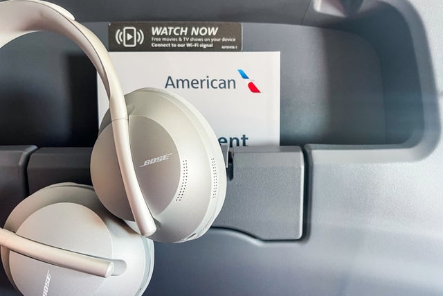 Bose Noise Cancelling Headphones 700 review: 1 of the best travel ...