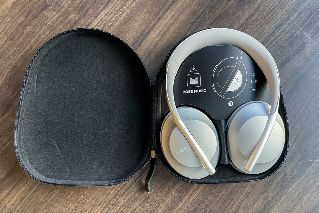 Bose Noise Cancelling Headphones 700 review: 1 of the best travel ...
