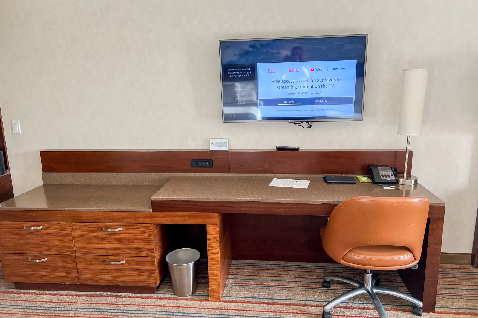 A $700 room steps from Disneyland: Inside the fabulous Courtyard Anaheim Theme Park Entrance ...