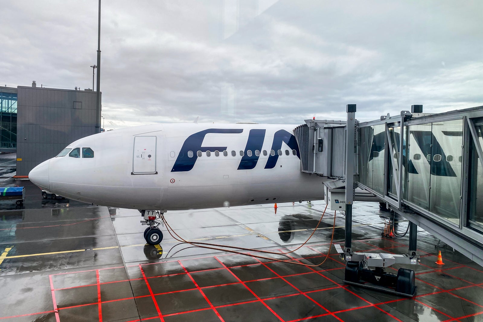 Why I booked a Finnair flight to help me reach American Airlines elite ...