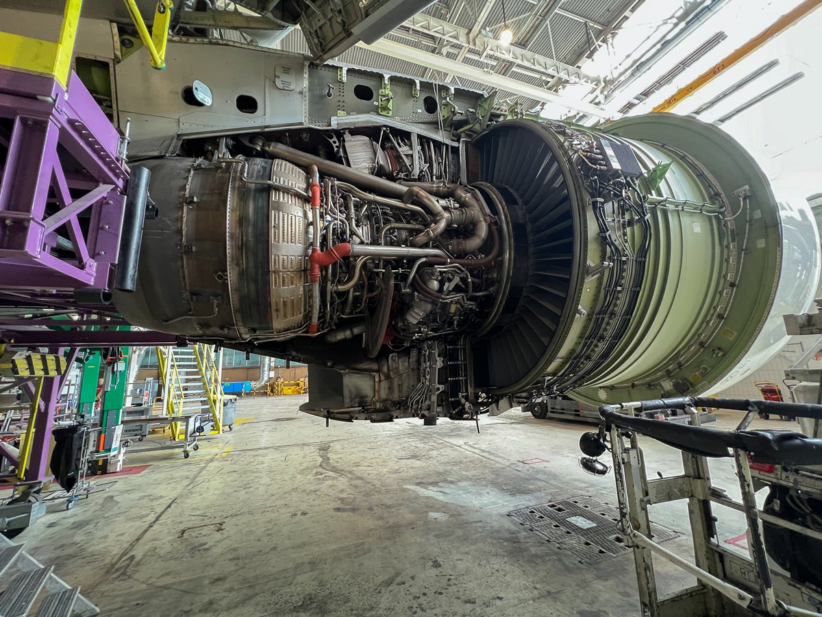 Incredible facts about the Boeing 777 - The Points Guy