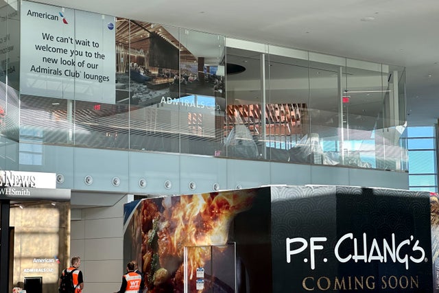 Inside American's stunning new DCA Admirals Club, the first of its kind ...