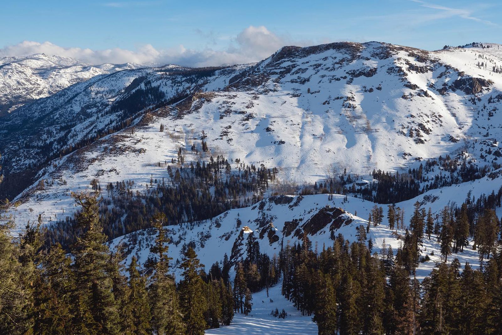 Best California ski resorts for a snowy good time - The Points Guy