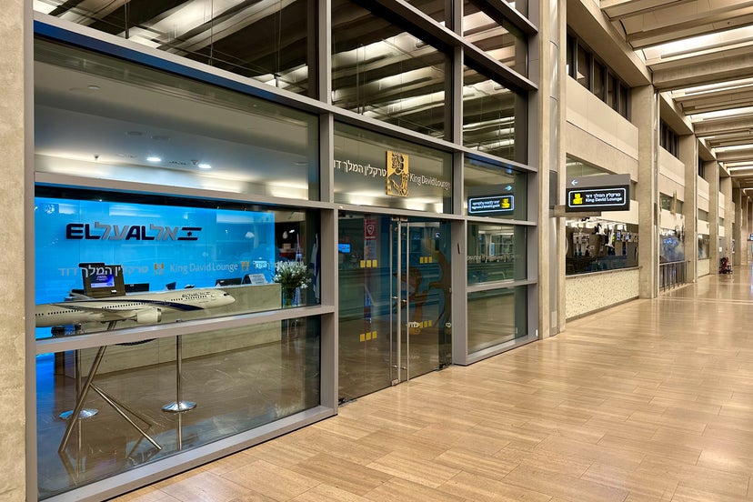 Review: El Al business class on the 787 Dreamliner to Dubai - The ...