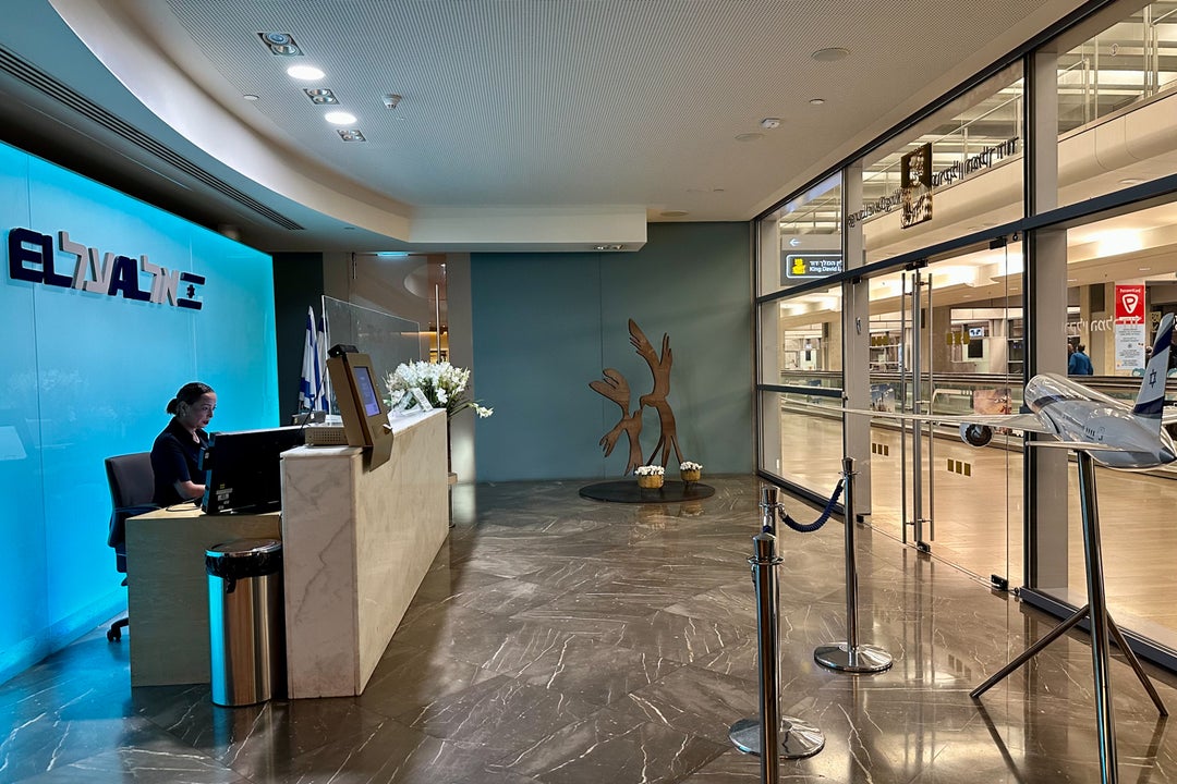 Review: El Al business class on the 787 Dreamliner to Dubai - The ...