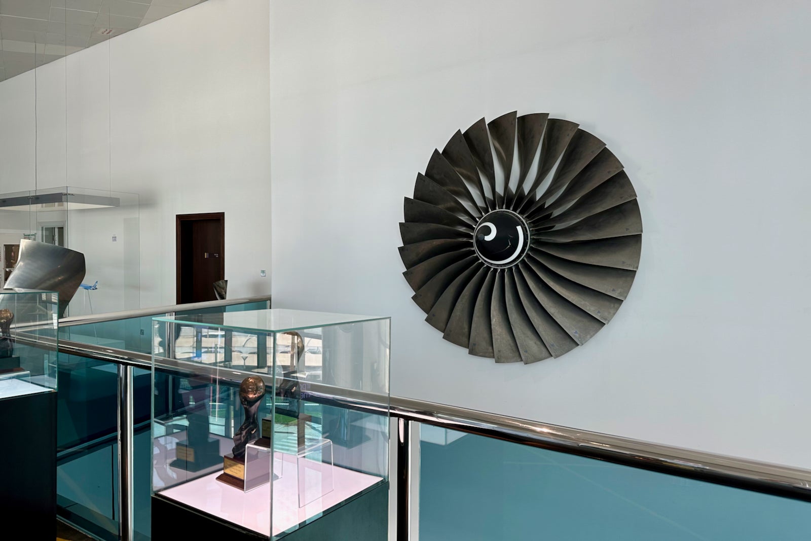 What it takes to become an Etihad flight attendant - The Points Guy