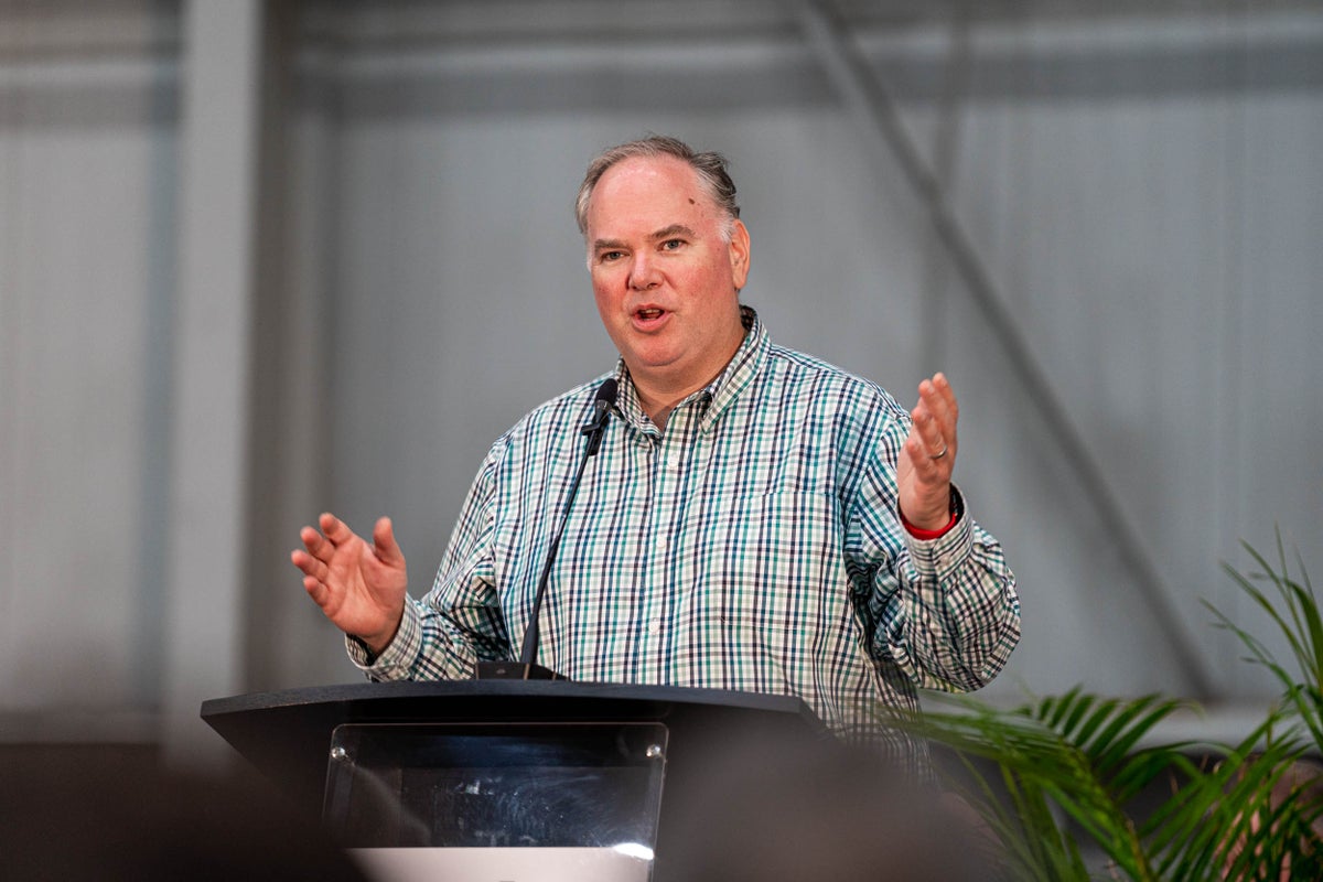 Would you fly Frontier to Europe on the A321XLR? CEO Barry Biffle is ...