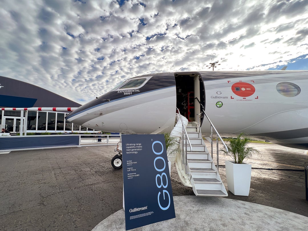 A look inside Gulfstream's awe-inspiring $75 million G700 private jet ...