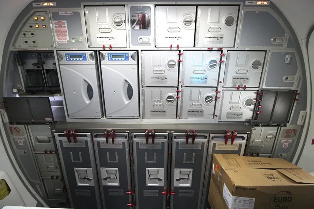 11 safety features in aircraft cabins that you may not know exist - The ...