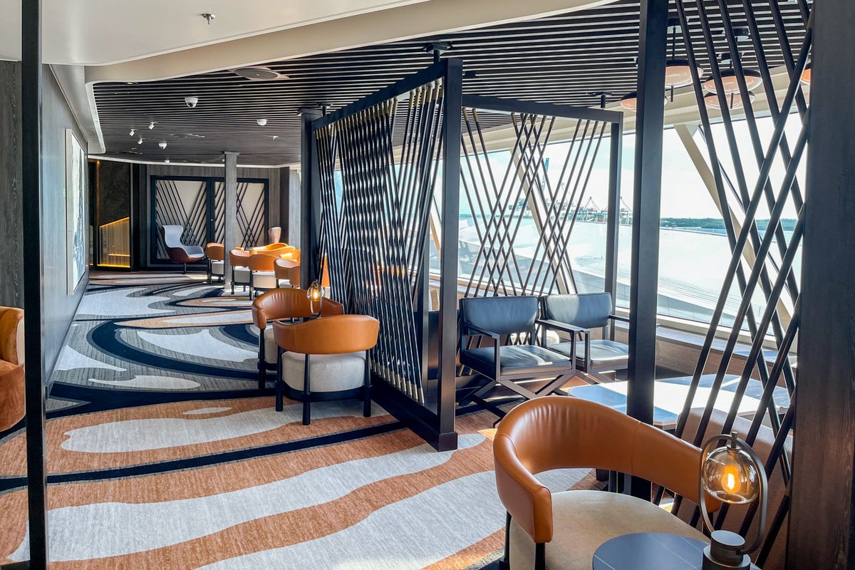 Can luxury cruisers fall in love with Norwegian Prima? TPG finds out ...