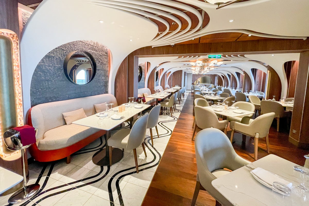 7 reasons you should treat yourself to a cruise ship specialty ...