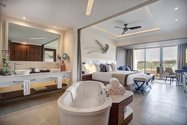 Marriott Bonvoy offer: Get 10,000 points at select all-inclusive ...