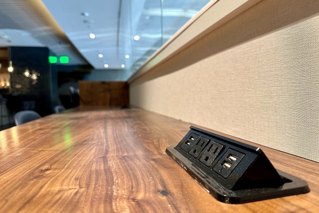 First look inside Amex’s expanded Centurion Lounge in San Francisco ...