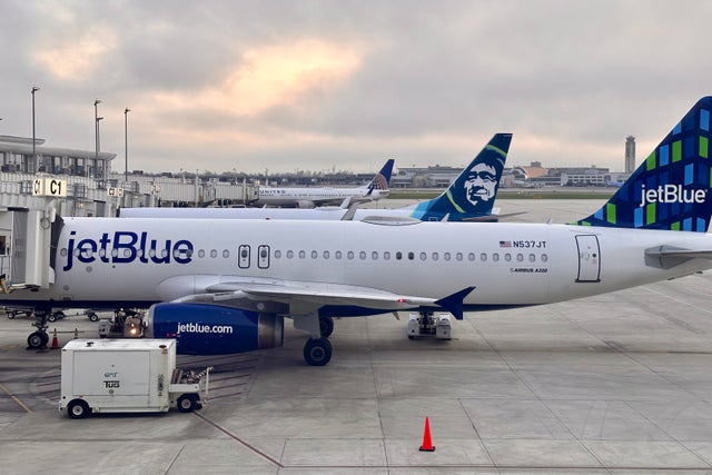 JetBlue adds 2 routes to Puerto Rico, competing with Frontier - The ...