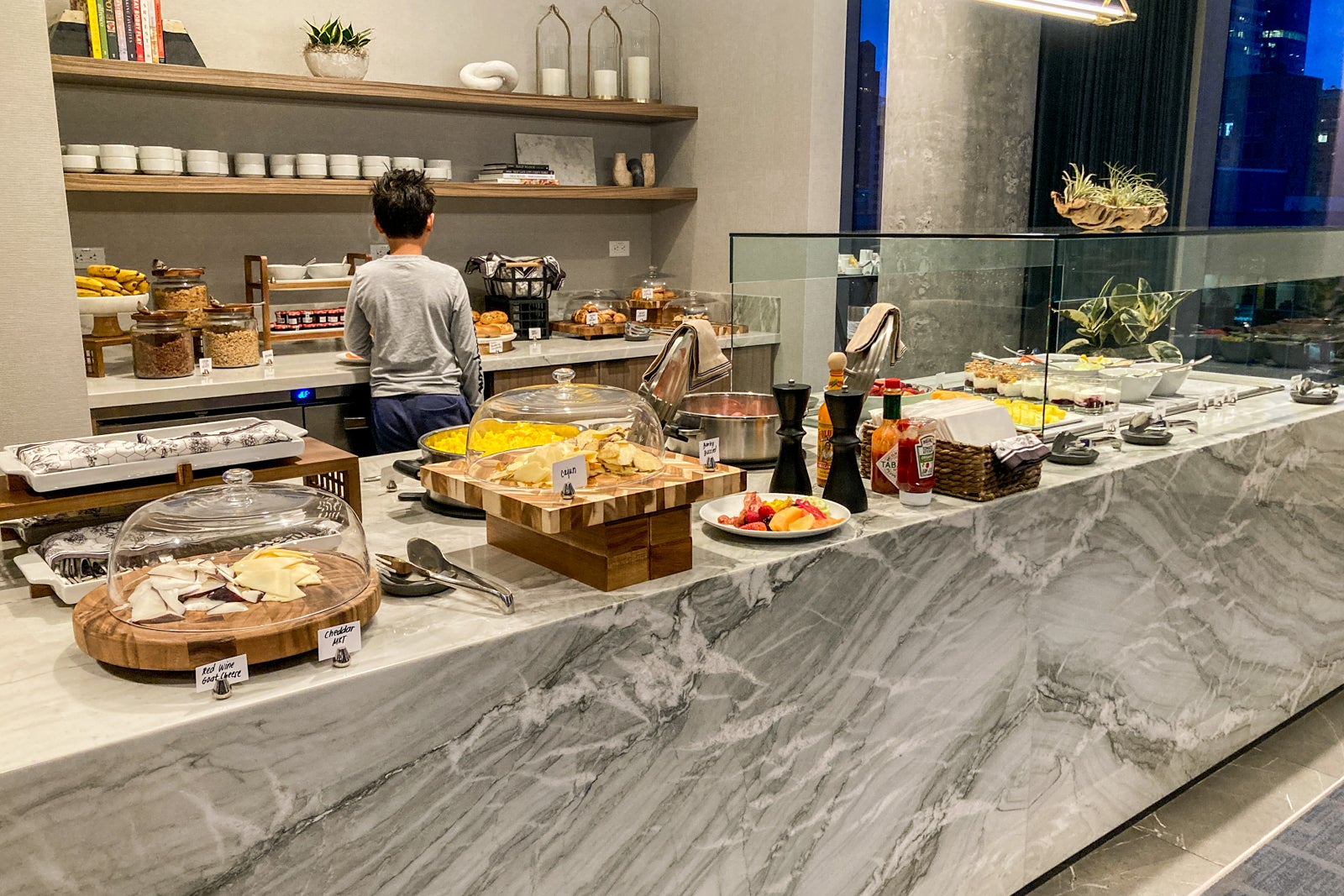 How to get free hotel breakfast - The Points Guy