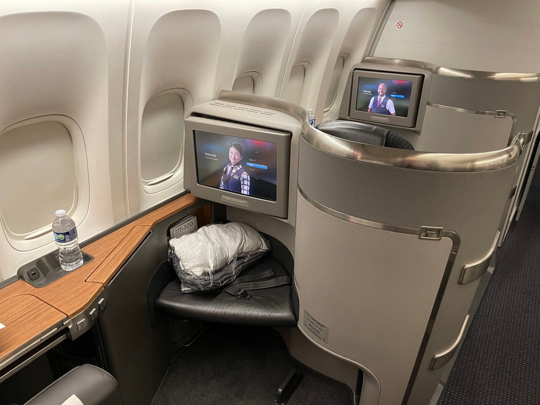 5 things you need to know about airline elite status - The Points Guy