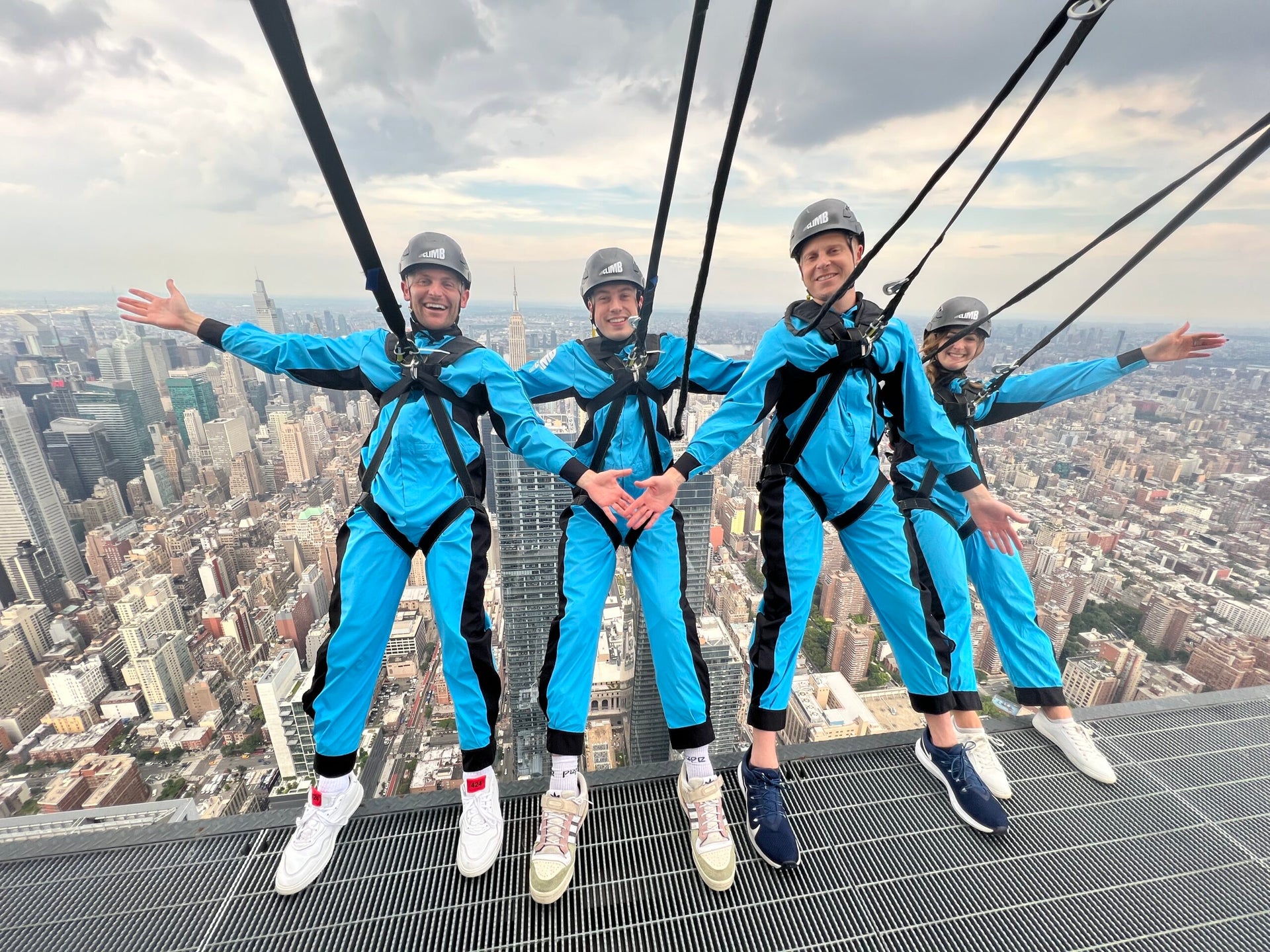 Your guide to experiencing the Edge observation deck in New York City ...