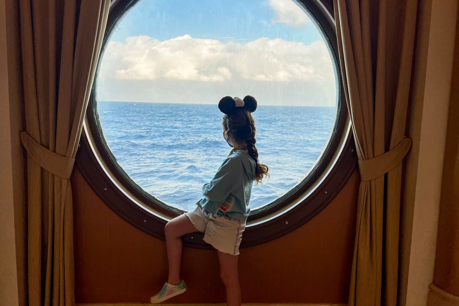 Disney Magic: What it's like to sail the original Disney ship 25 years later - The Points Guy